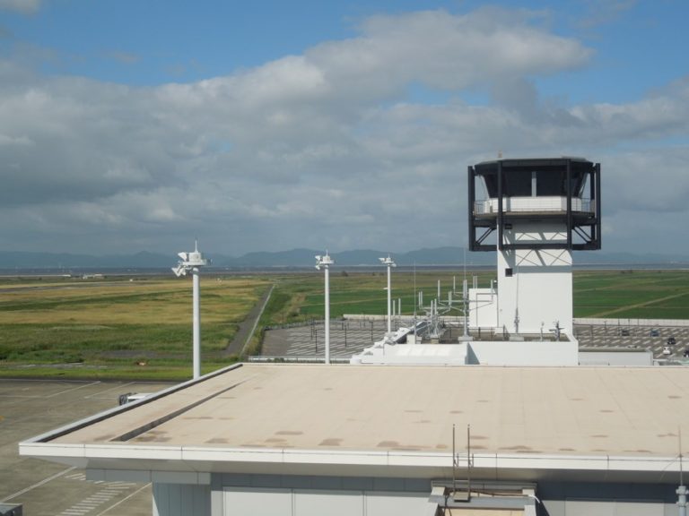 管制塔がない空港？管制官がいない空港？空港には3種類あります。｜不器用に生きよう！